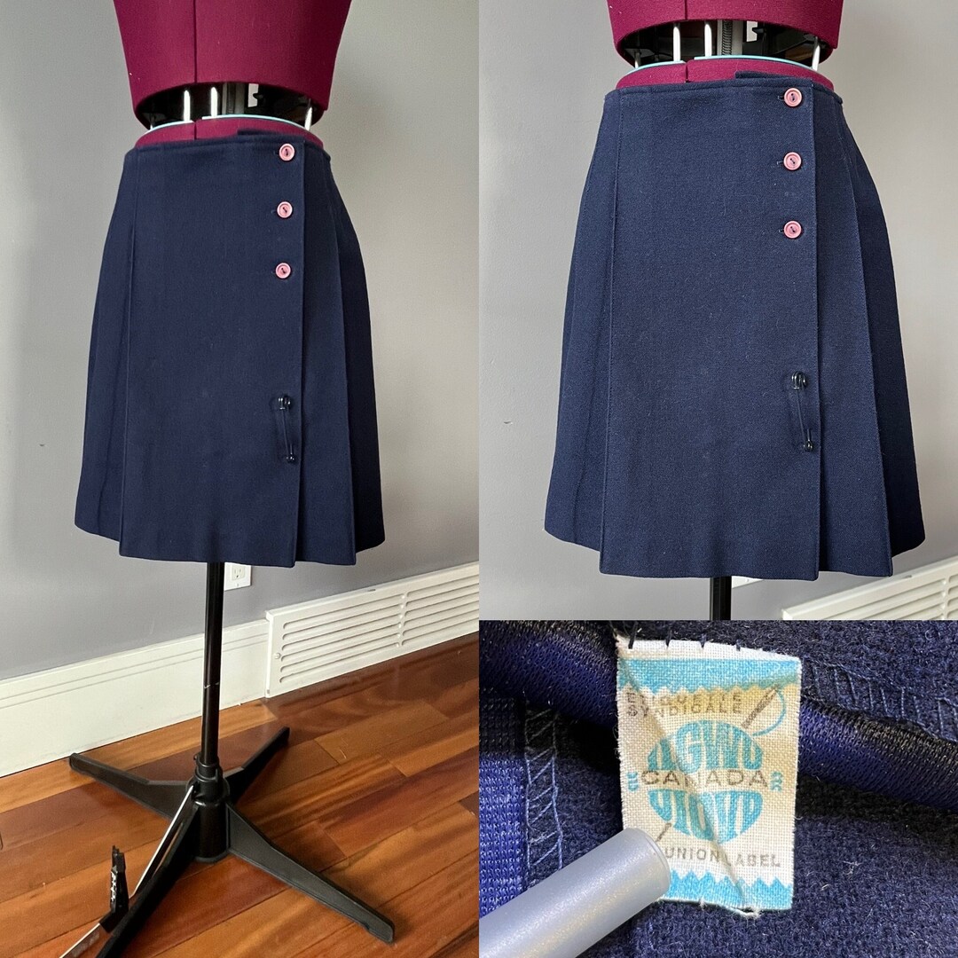 Vintage 26" 1960s Preppy Style Navy Woven Mini Skirt L ILGWU - Etsy