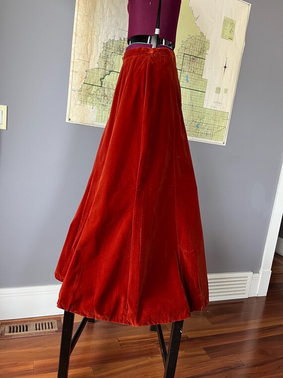 Vintage 30" 1960s Velvet rust colored Maxi Skirt - Gem