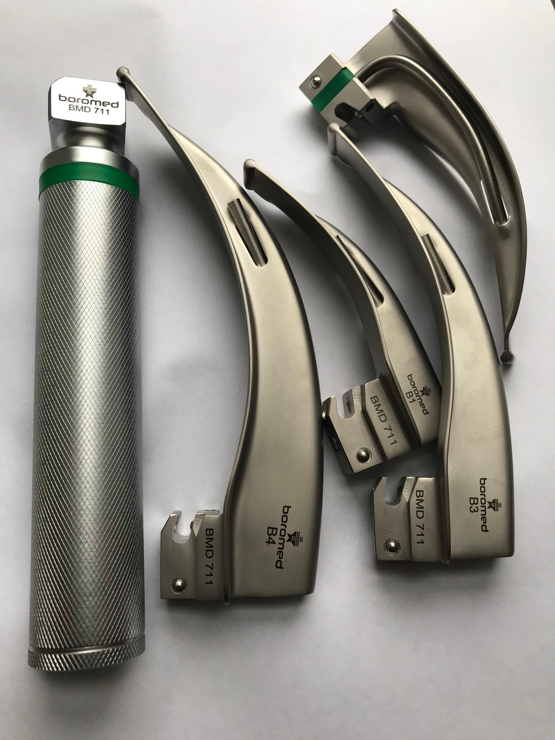 BOROMED Fiber Optic Laryngoscope Mac Set , 4 Blades EMT , Anesthesia ...