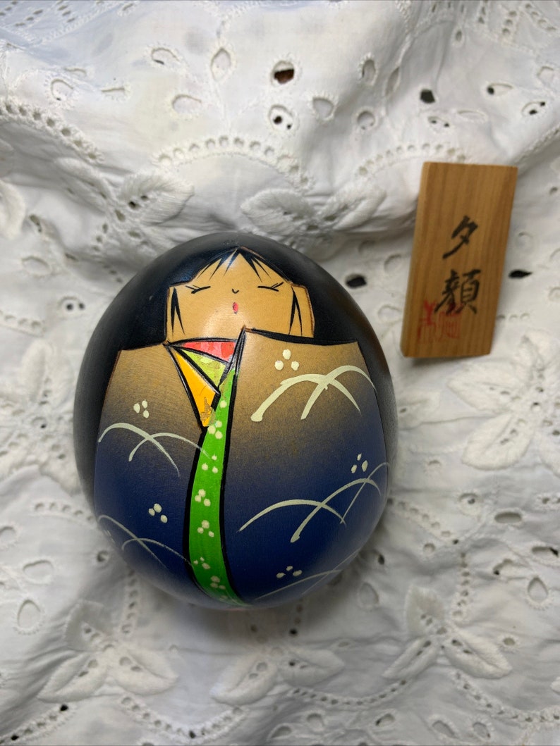 Vintage Japanese Kokeshi Woman Round Wood Doll Egg Shape Hand Painted ...