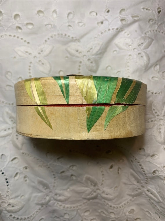 Vintage Chinese Wood & Bamboo Straw Box With Clown Fi… - Gem