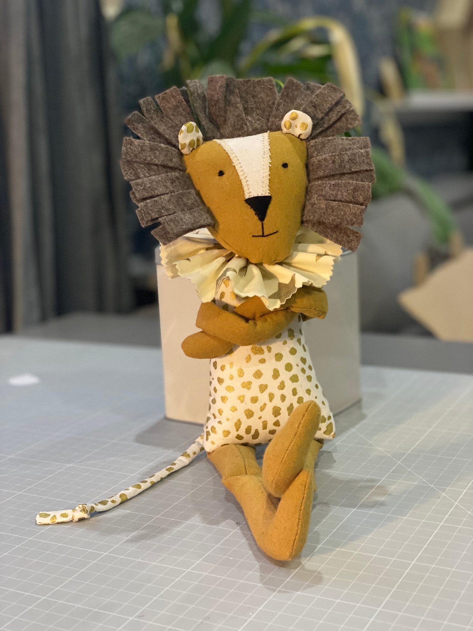 Lion Stuffed Toy PDF Sewing Pattern and Tutorial DIY Animal Soft Toy ...