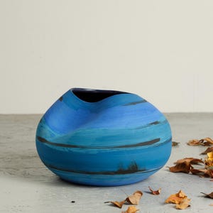 Blue Sculptural Ceramic Vase, Modern Abstract Striped Flower Vase ...