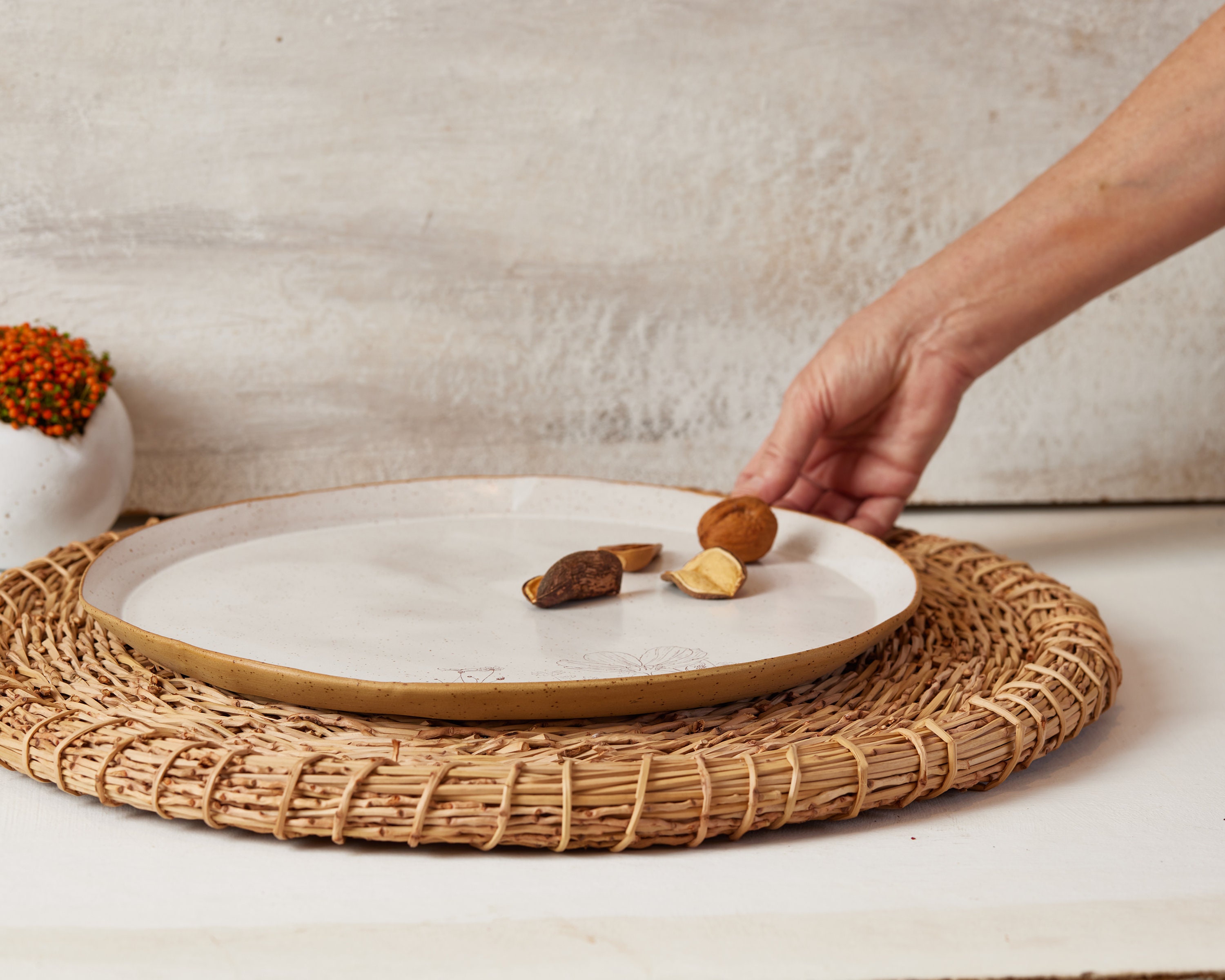 Extra Large White Ceramic Round Serving Platter Ceramic Cake - Etsy