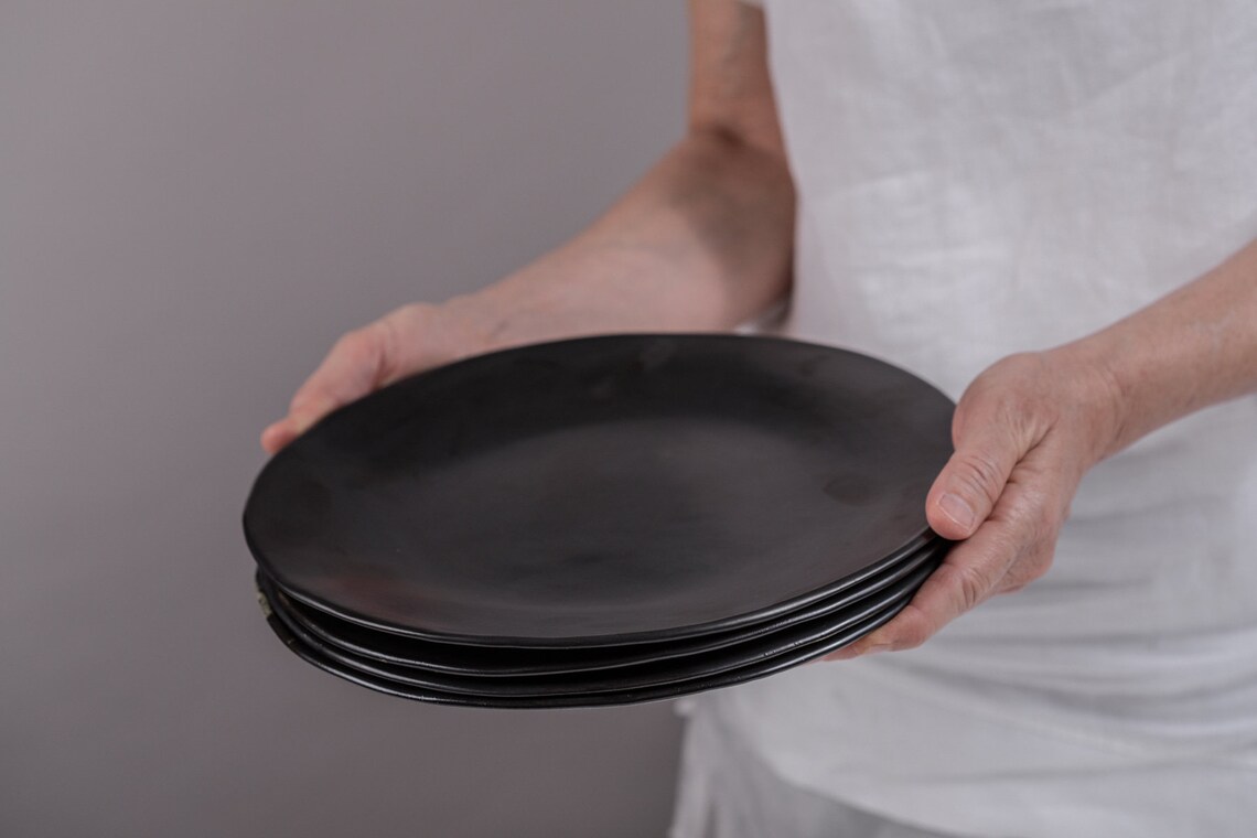 4 Black Ceramic Plates Set of 4 Pottery Dinner Plates - Etsy