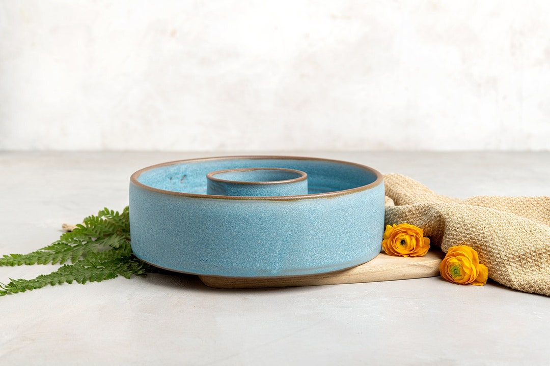 Pottery Handmade Bundt Cake Pan, Baking Dish With a Hole, Stoneware ...