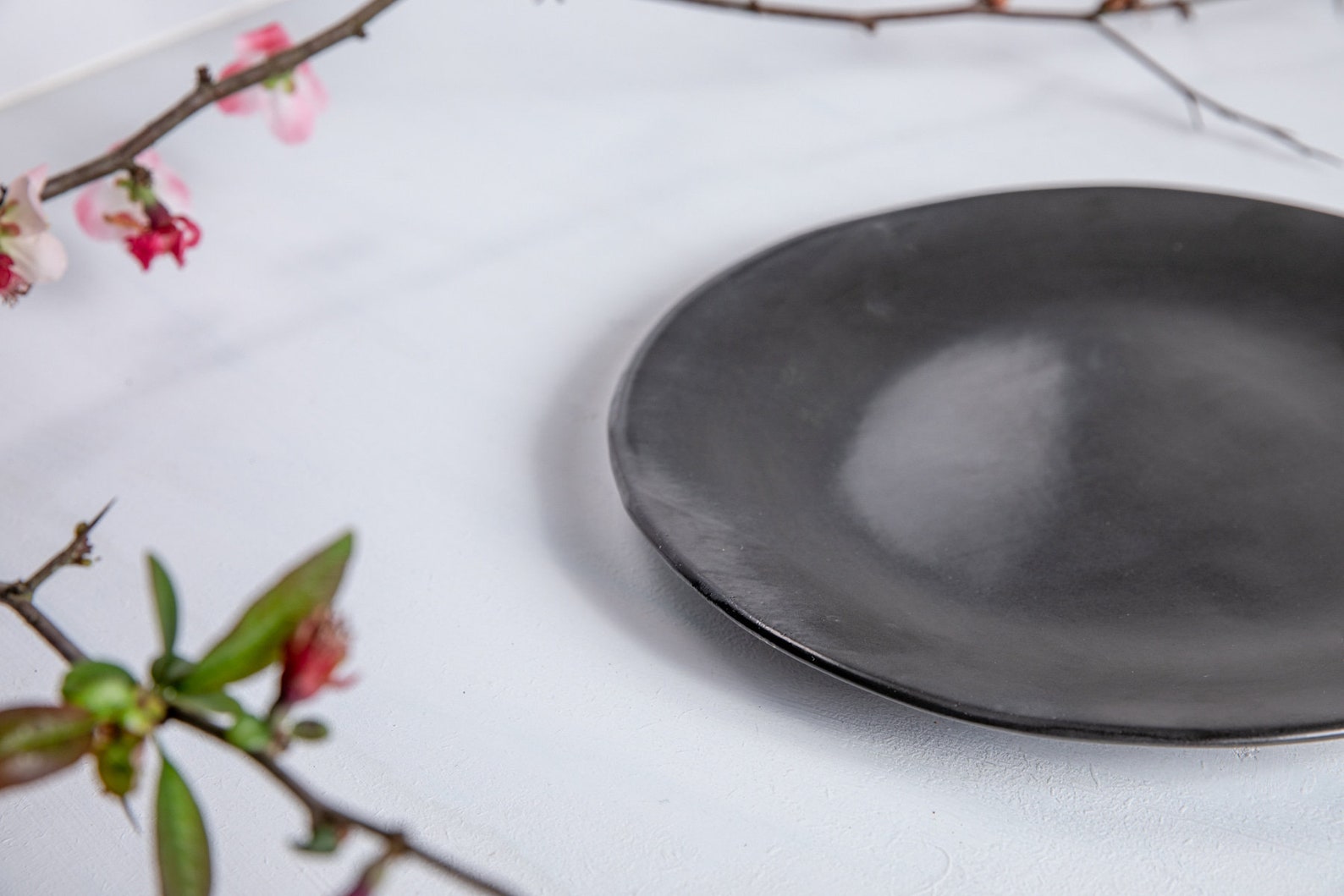 4 Black Ceramic Plates Set of 4 Pottery Dinner Plates - Etsy