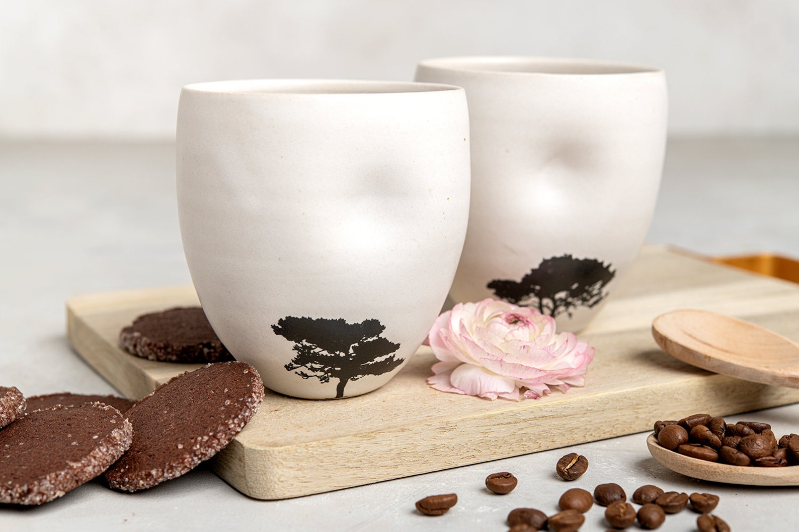 Set of 4 White Ceramic Mugs With Tree Decals Without Handles, Ceramic ...