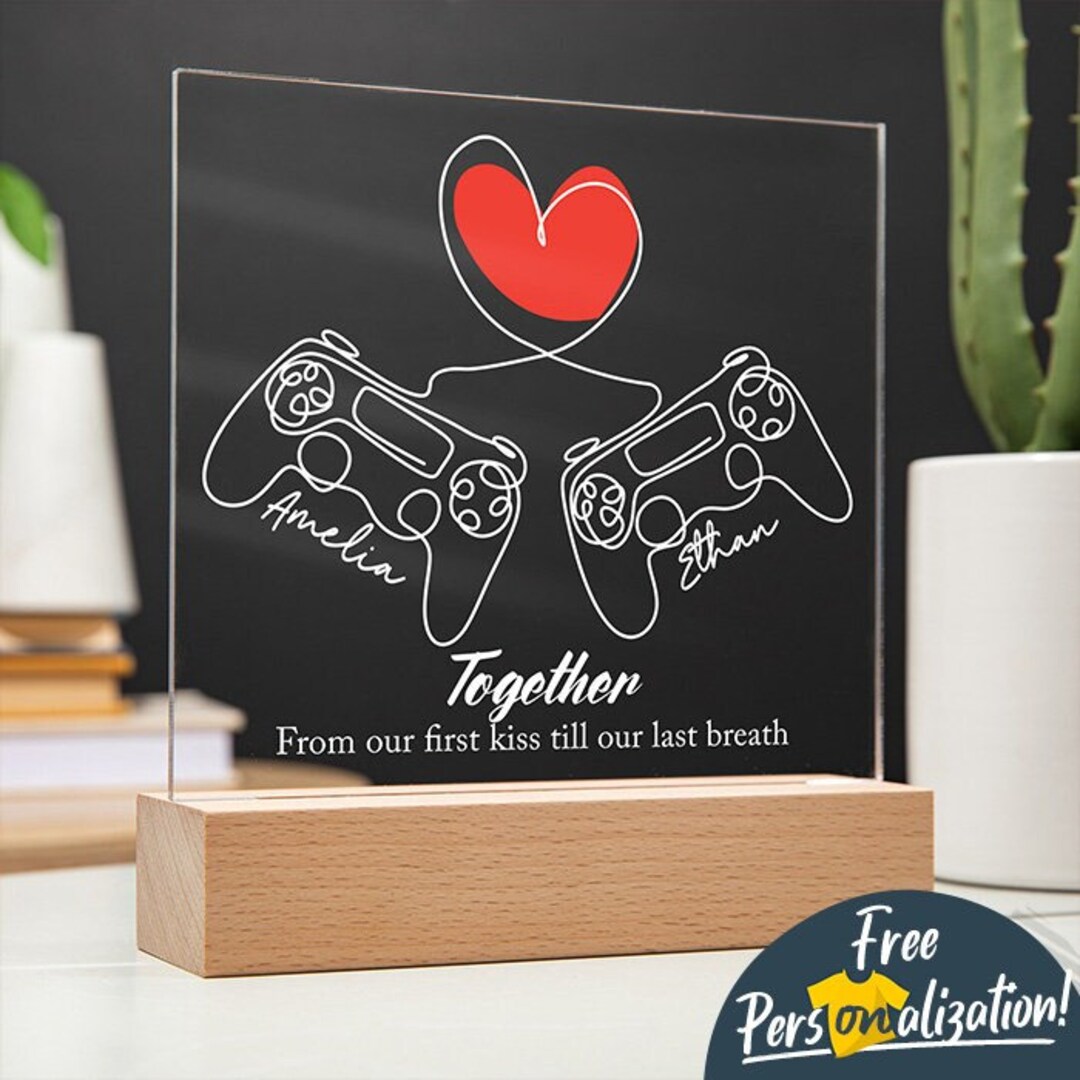Gamer Couple Gift, Gaming Anniversary Gift, Custom Night Light ...