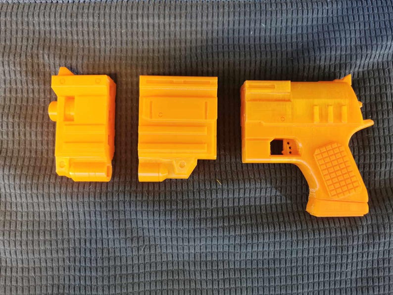 Fallout Inspired Fan Art 3D Printed Cosplay Prop Vault Dweller Blaster ...