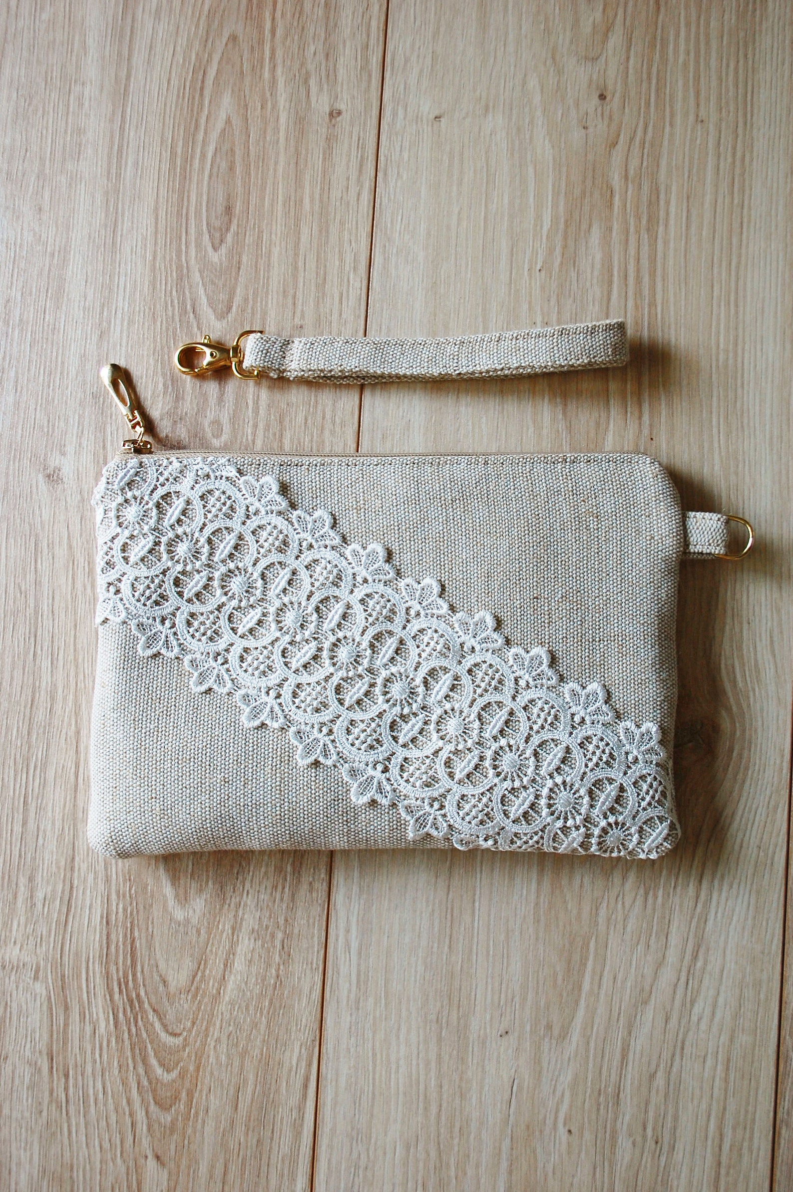 Wedding Wristlet, Small Bridal Wrist Clutch, Bridesmaid Bag, Maid of ...