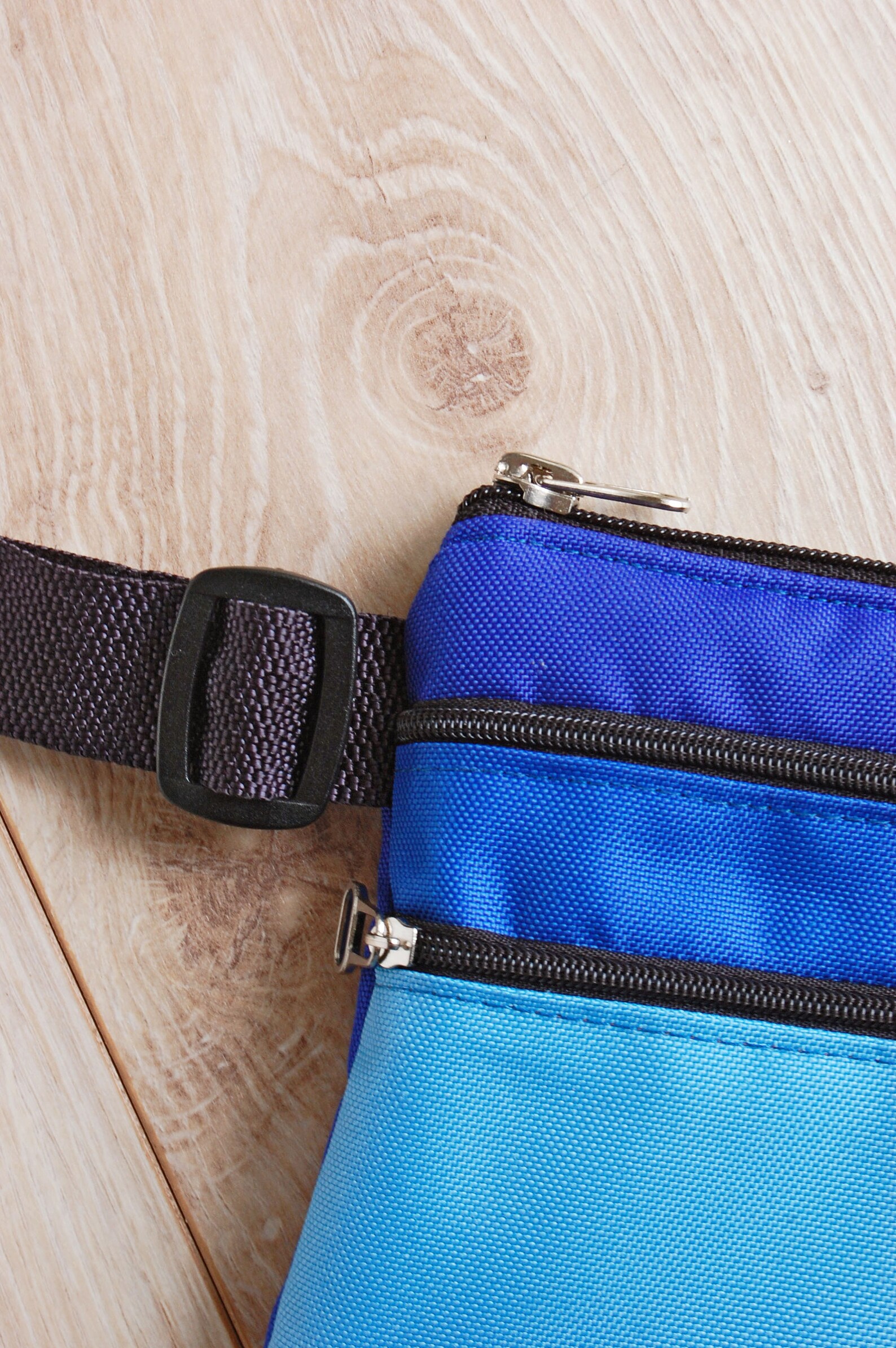 Blue Flat Nylon Fanny Pack, Waterproof Bum Bag, Slim Unisex Hip Bag ...