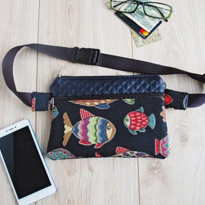 Fanny Pack for Women With Fish, Small Faux Leather Zippered Waist Purse ...