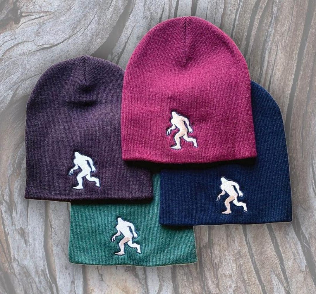 Bigfoot Beanie Sasquatch Squatch Iknowsquatch Strider Beanie I Know ...