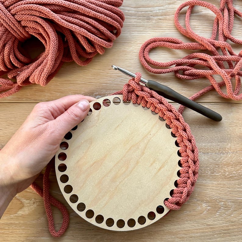 Crochet Basket Pattern With Wooden Base – PDF & Video Tutorial ...