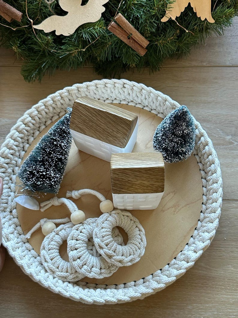Crochet Tray With a Wooden Base | Video Tutorial Only | DIY Home Decor ...
