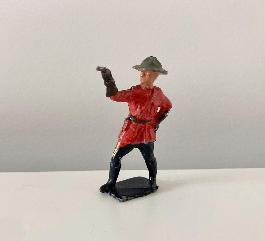 Crescent Mountie Royal Canadian Mounted Police Vintage Lead Toy ...