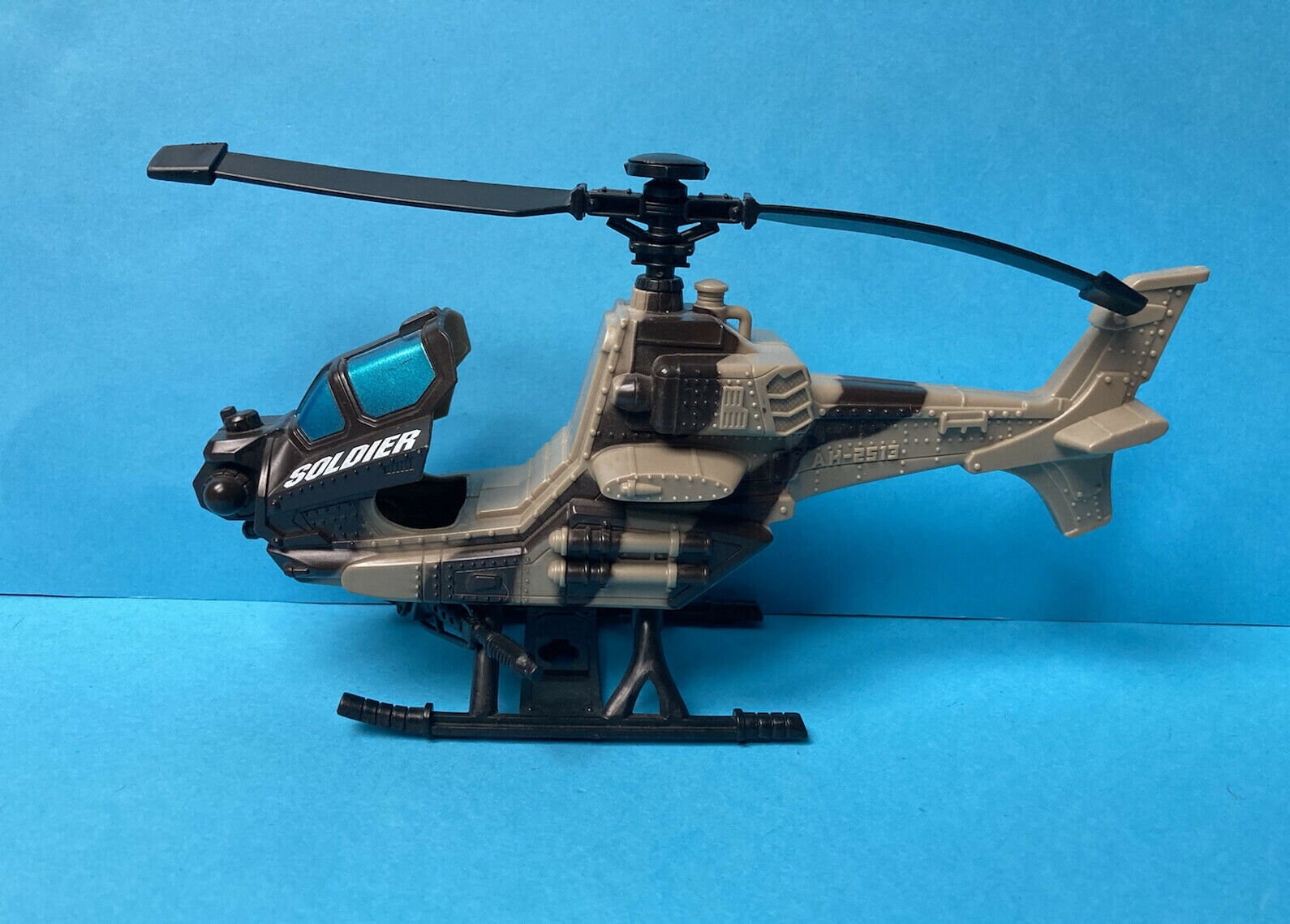 Chap Mei SOLDIER FORCE 9 HELICOPTER Chopper Vehicle and Driver Action ...