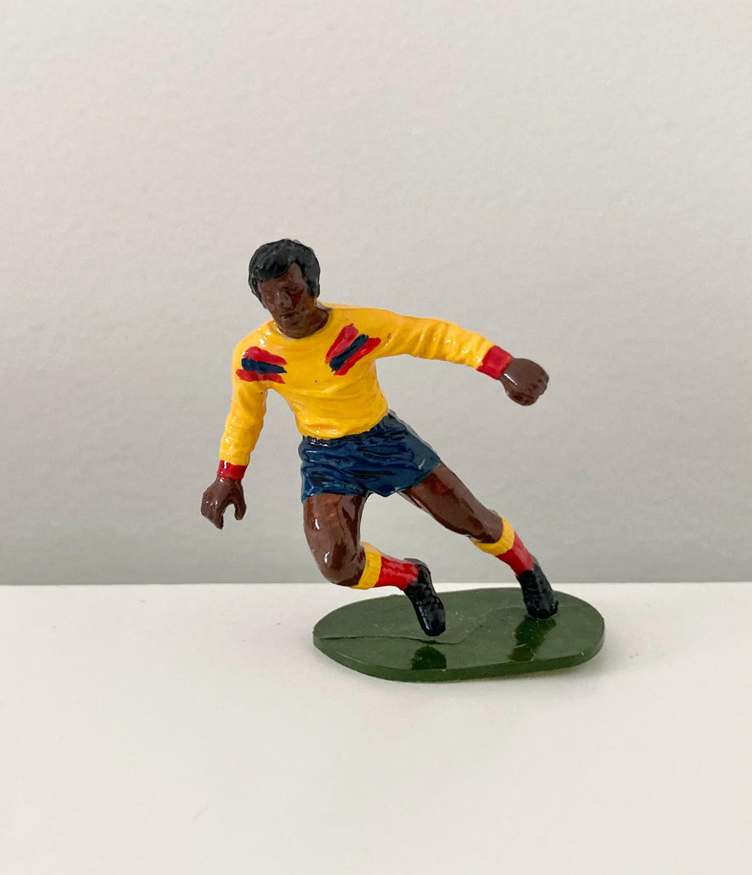 Airfix Football Figures COLOMBIA 1990 1:32 Scale Hand Painted ...