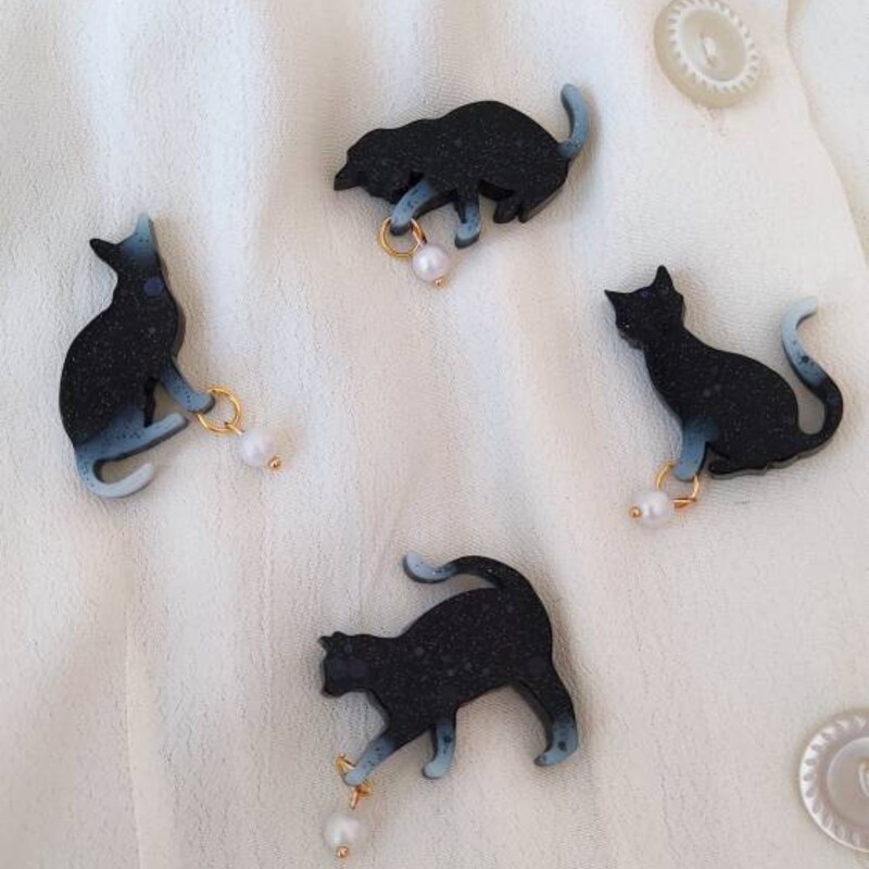 Cat Brooch - Etsy