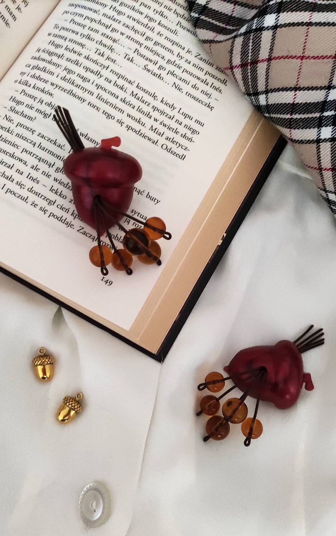 1950 S Brown Autumn Acorn Bakelite Style Brooch , Vintage Brooch Autumn ...