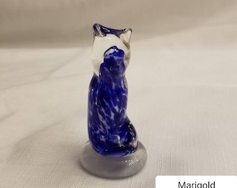 Hand Blown Glass Kitty Cat. Cobalt Blue. Cat Figurine by Hamon - Etsy