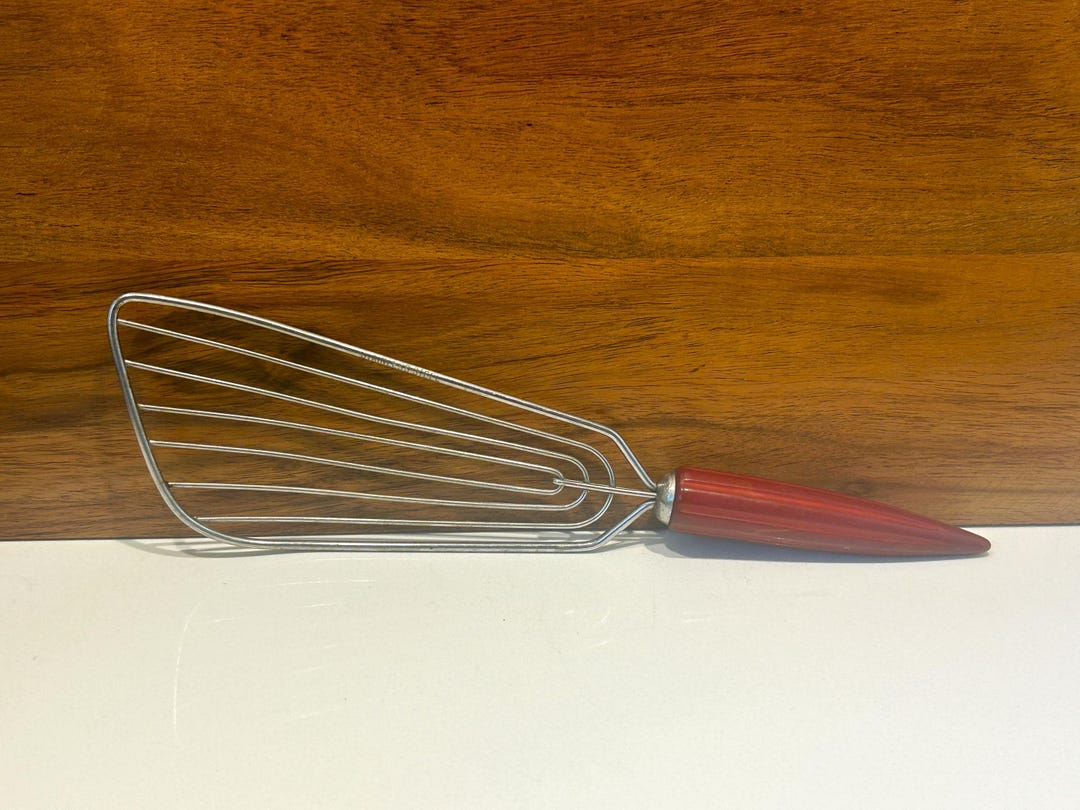 Vintage Metal Whisk With Bakelite Handle, Red Handle Whisk, Stainless ...