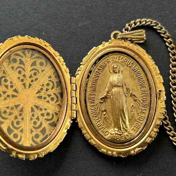 Virgin Mary Locket - Etsy