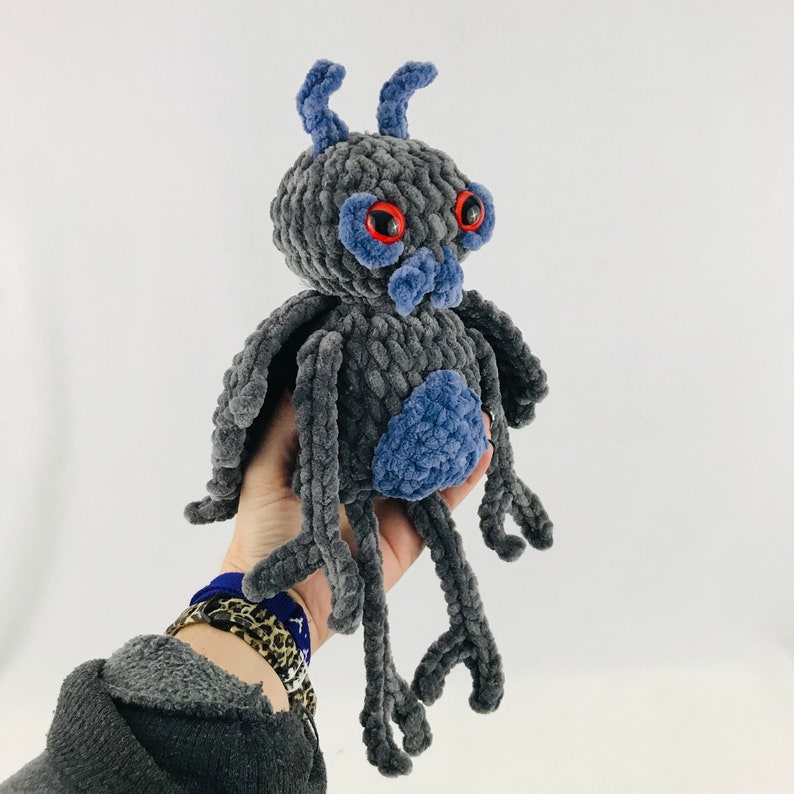 The Mothman Cryptid Crochet Pattern - Etsy