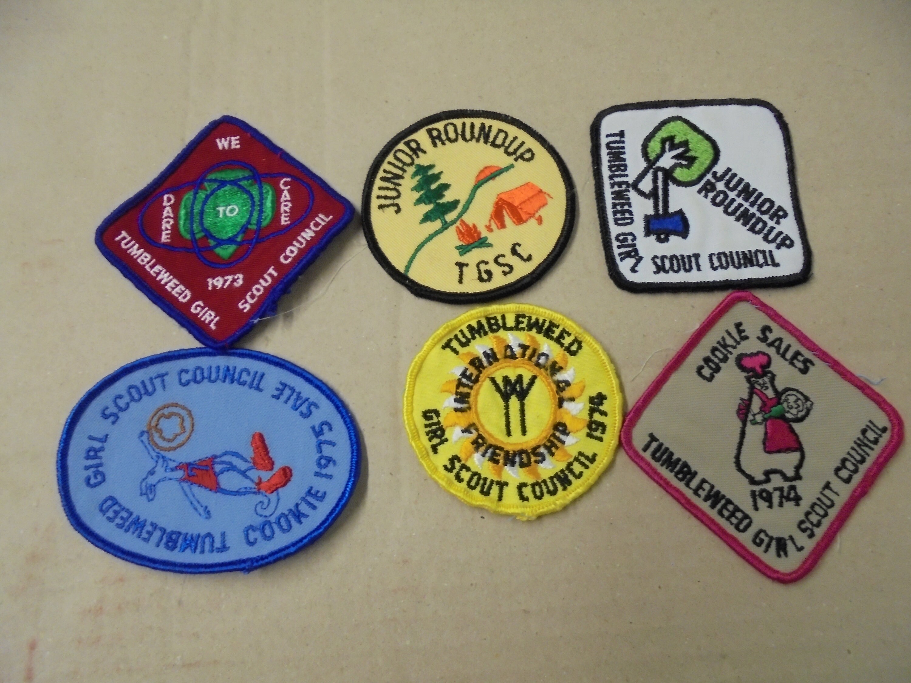 6 Vintage Girl Scout Badges Patches From The 70s Etsy