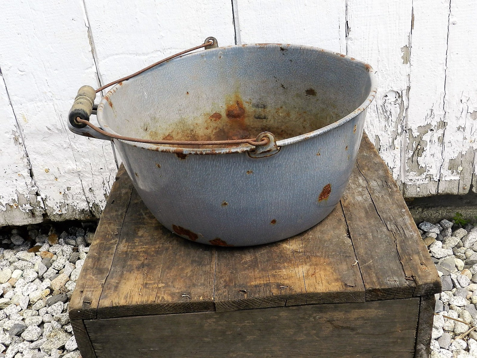 ANTIQUE GRAY ENAMELWARE Pot - Etsy