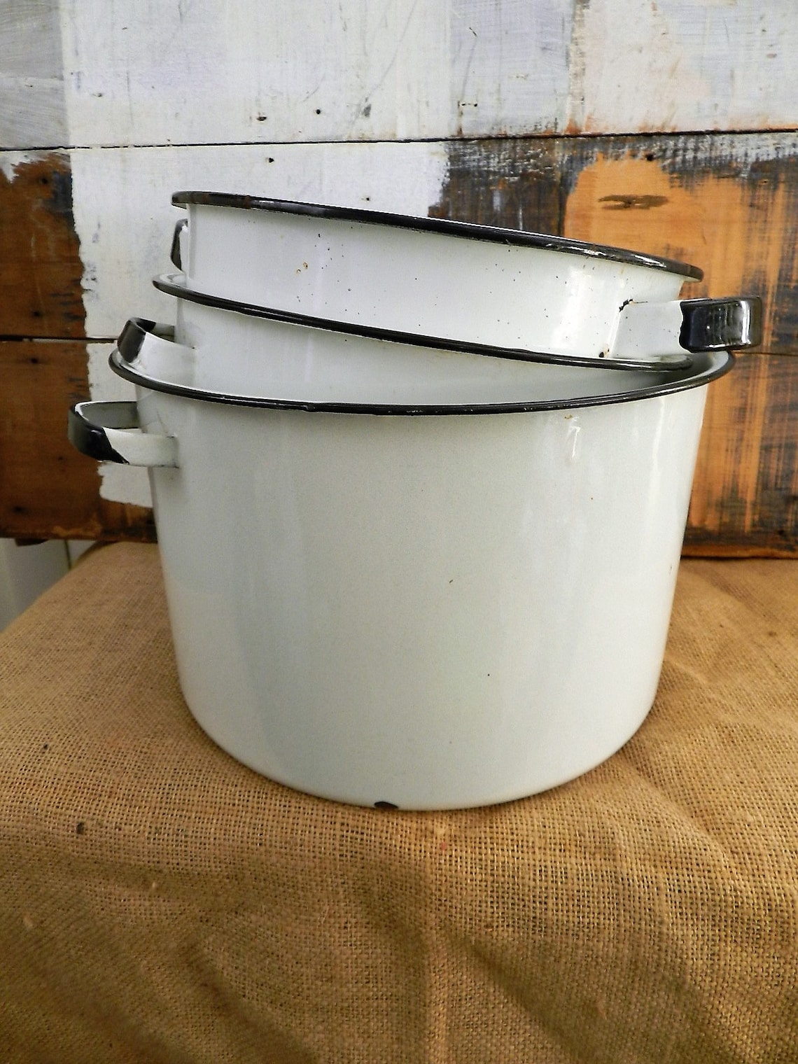 3 ENAMELWARE POTS With Lids 6 Piece | Etsy