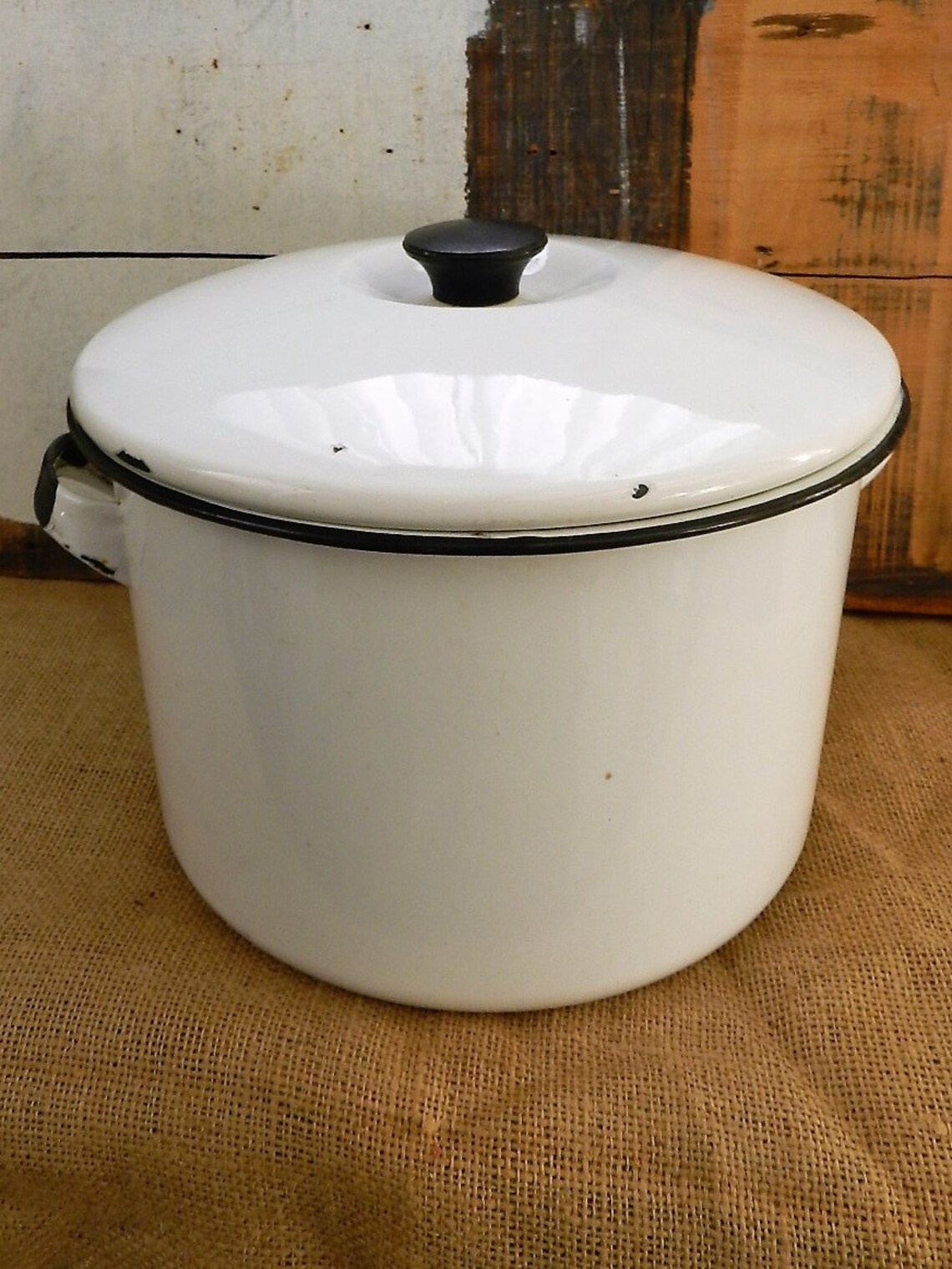 3 ENAMELWARE POTS With Lids 6 Piece | Etsy