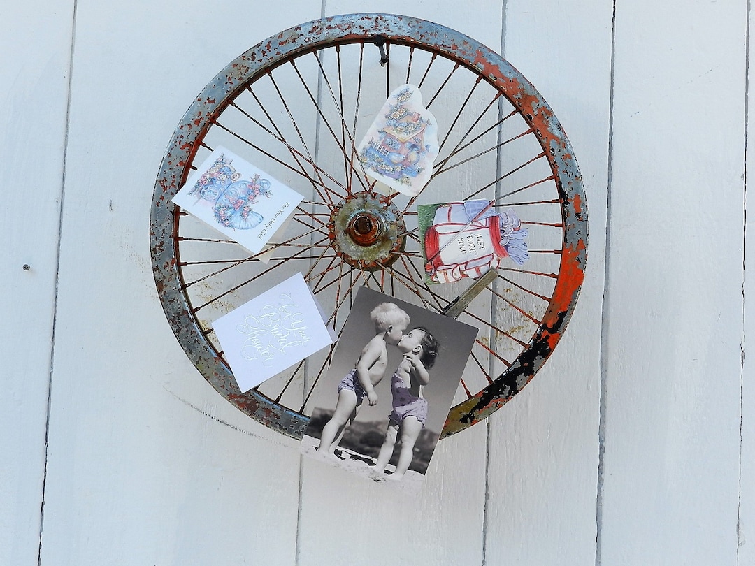 VINTAGE BIKE RIM/ Card Display - Etsy