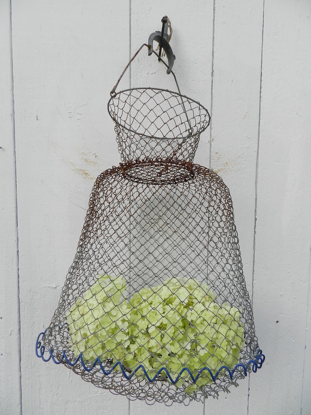 ANTIQUE FISHING BASKET - Etsy