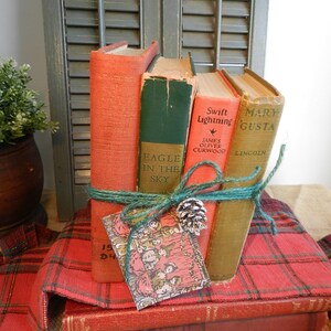 VINTAGE BOOK Bundle/green & Red/ Choice of 3, 4, or 6 Books - Etsy