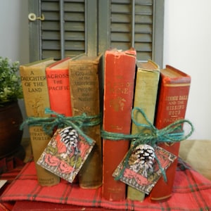 VINTAGE BOOK Bundle/green & Red/ Choice of 3, 4, or 6 Books - Etsy