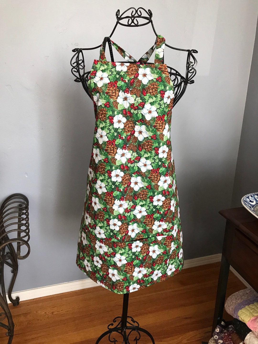 Winter Holiday Apron - Etsy