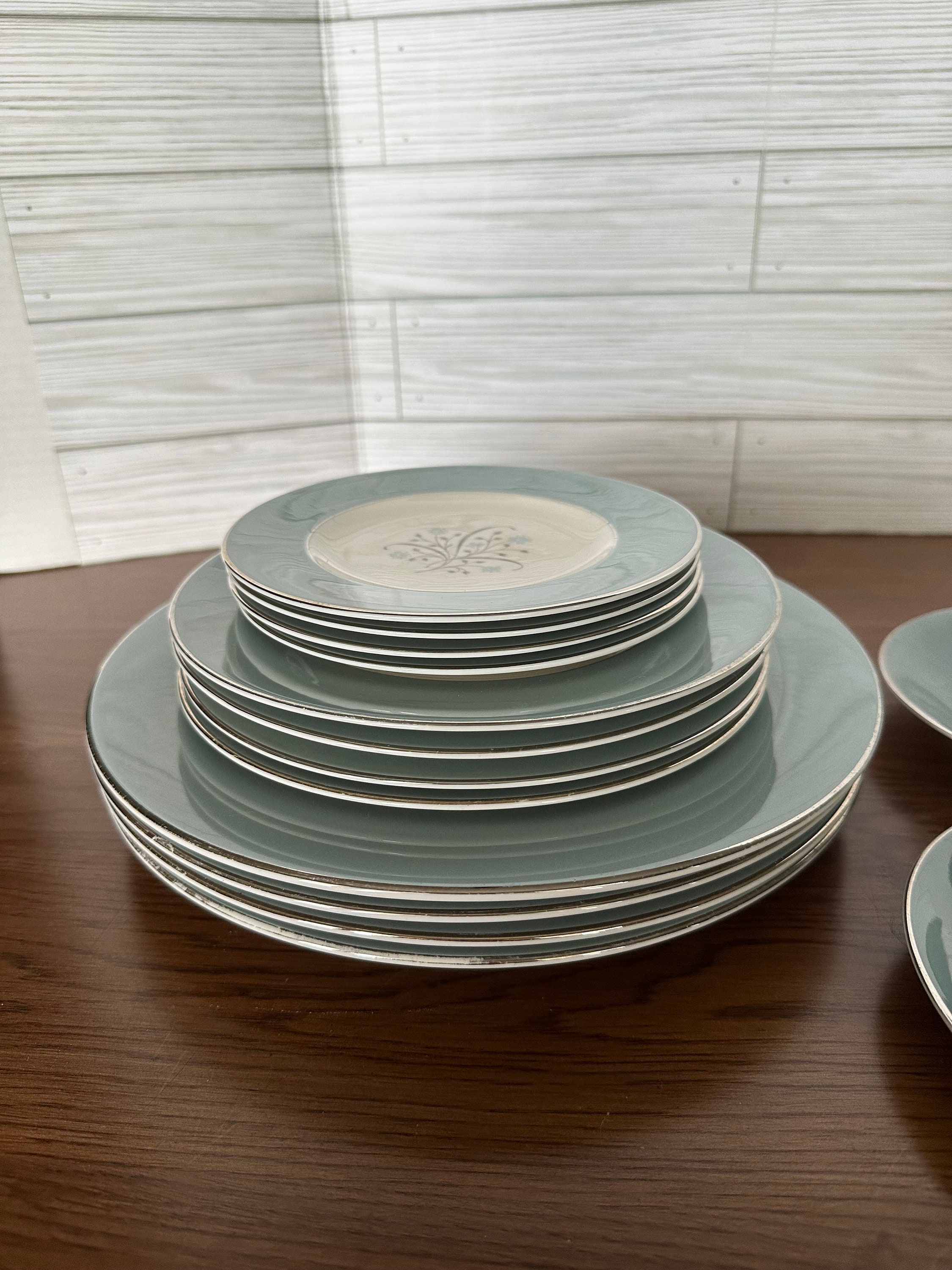 Vintage 1960 Syracuse China Meadow Breeze Pattern. Set of 20 Pieces 4 ...