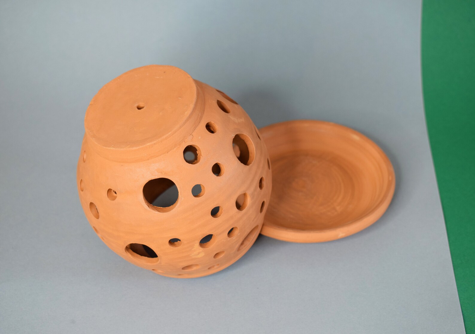 Handcrafted Terracotta Clay Pot With Drainage Holes for Orchids and ...