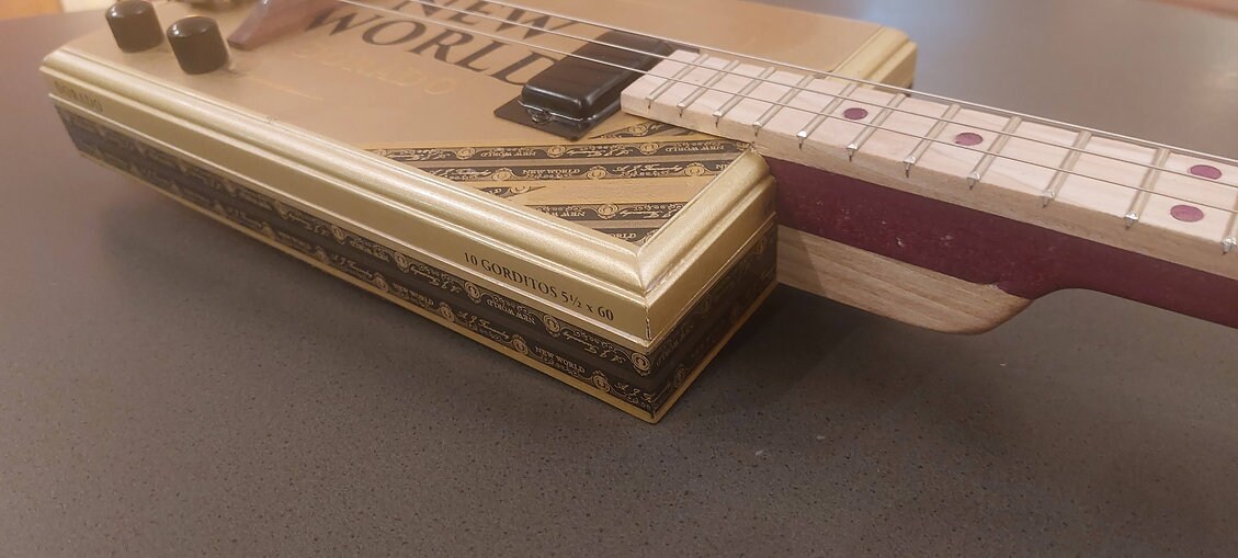 New World 3 String Cigar Box Guitar - Etsy UK