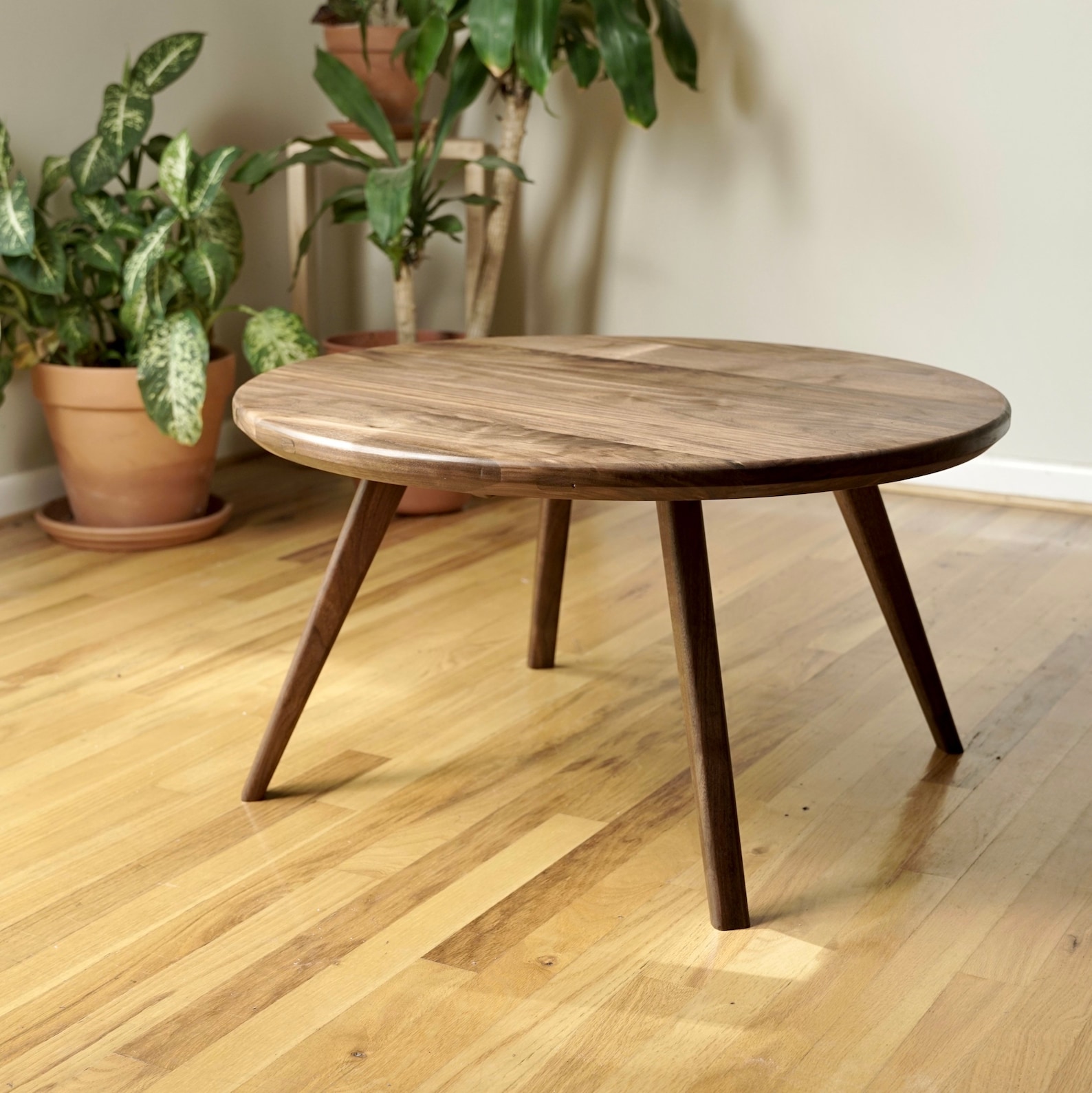 Round Scandinavian Coffee Table Maple Coffee Table Walnut - Etsy