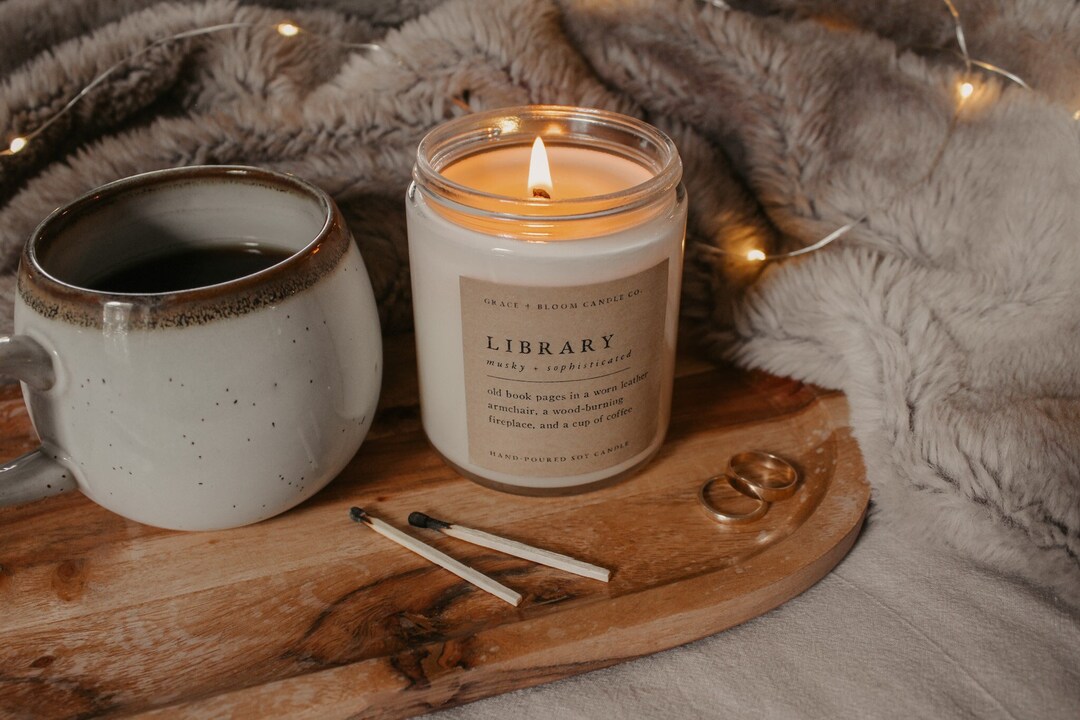 Library Book Lover Candle, Dark Academia Gift, Literary Candle, Bookish ...