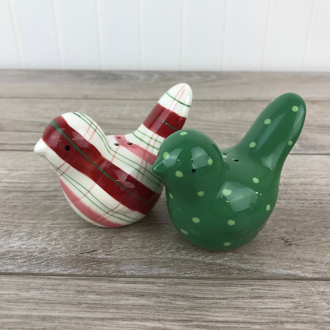 Vintage Cute Birds Salt and Pepper Shakers, Red Plaid & Green Polka Dot ...