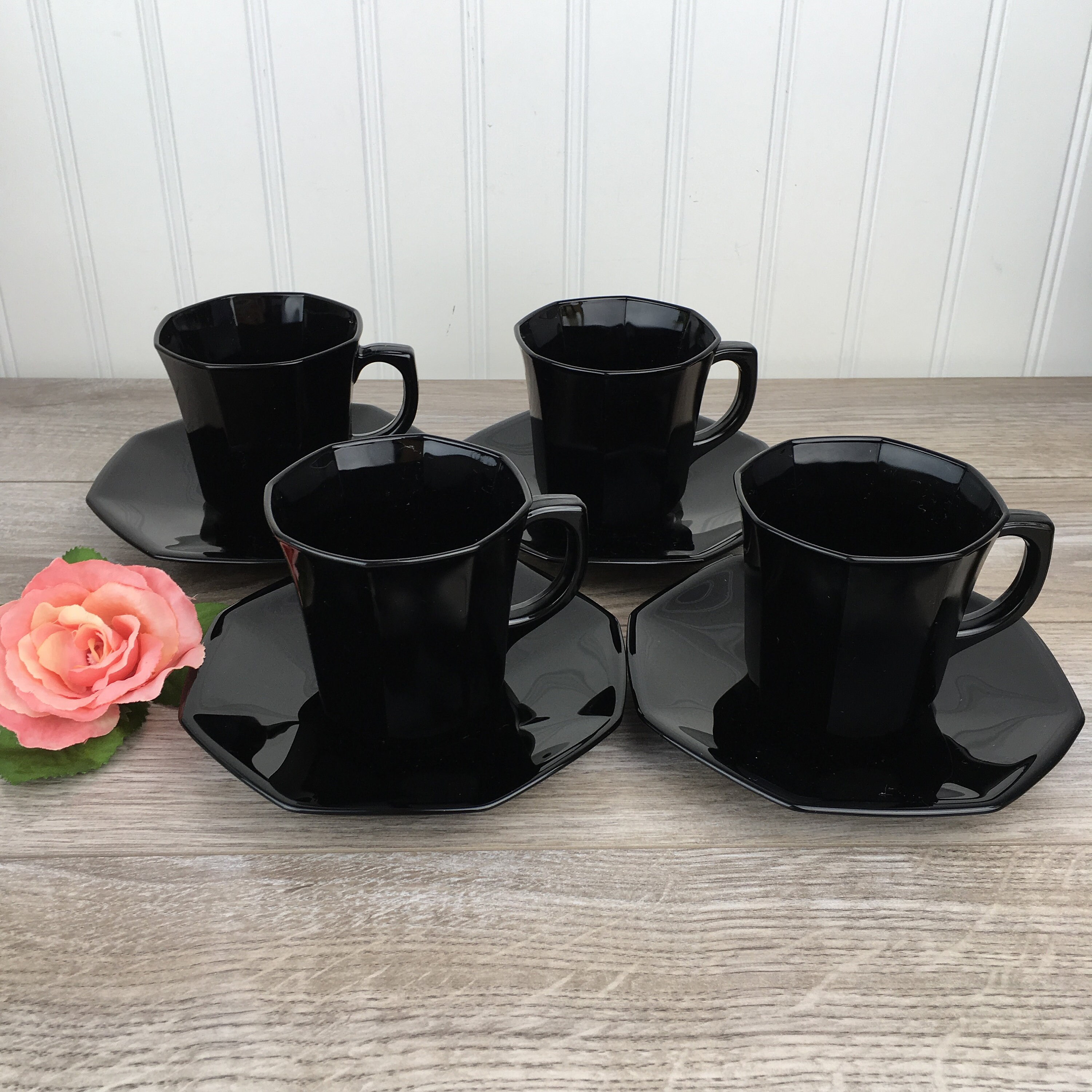 Vintage Kitchen Retro Kitchen Vintage Arcoroc Octime Hexagonal Black ...