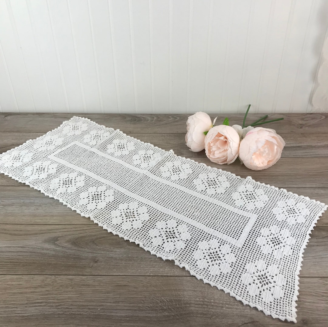 Vintage White Crochet Lace Table Runner W/ Flower Pattern, Table Topper ...