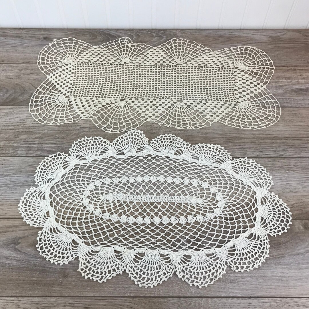 Vintage Oval & Rectangle Crochet Table Toppers, Set of 2 Off-white ...
