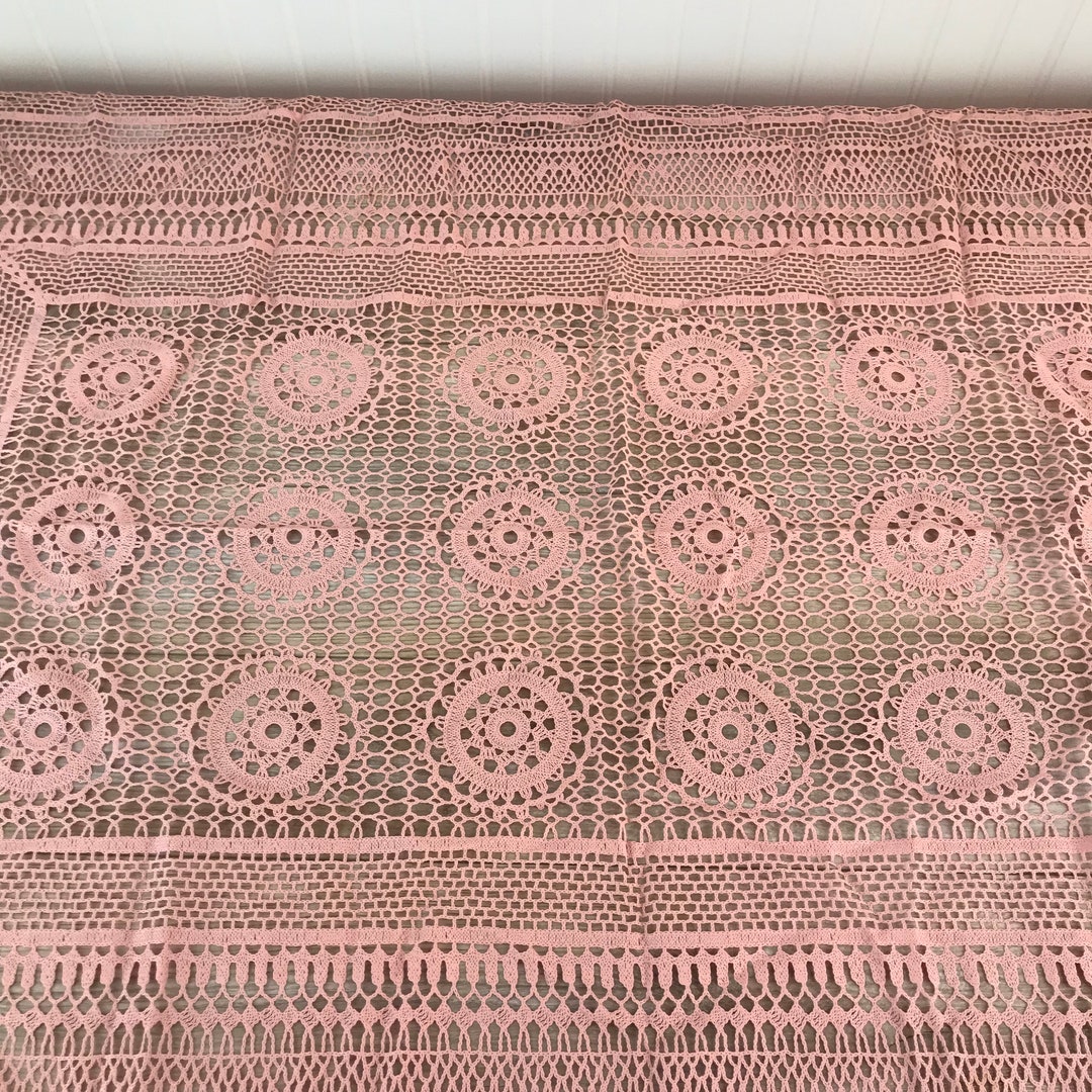 Vintage Shabby Chic Dusty Pink Tablecloth, Plasticized Crochet Lace ...