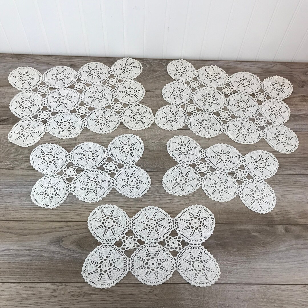 Vintage Crocheted Table Toppers W/ Star Pattern, Starfish, Set of 5 Off ...