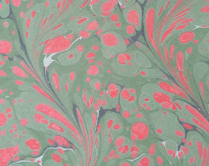 Italy Hand Marbled Paper French Curl Pattern in Green and Red Berretti ...